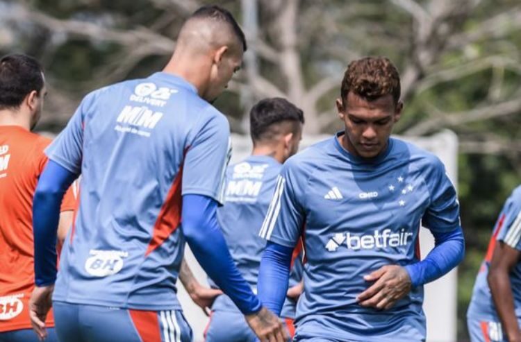 Cruzeiro: reta final vai definir renovações e saídas para 2025