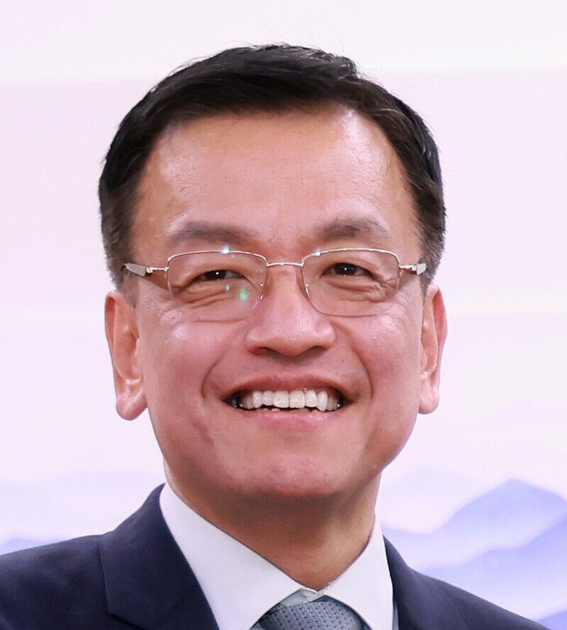 Choi Sang-mok assume presidência da Coreia do Sul