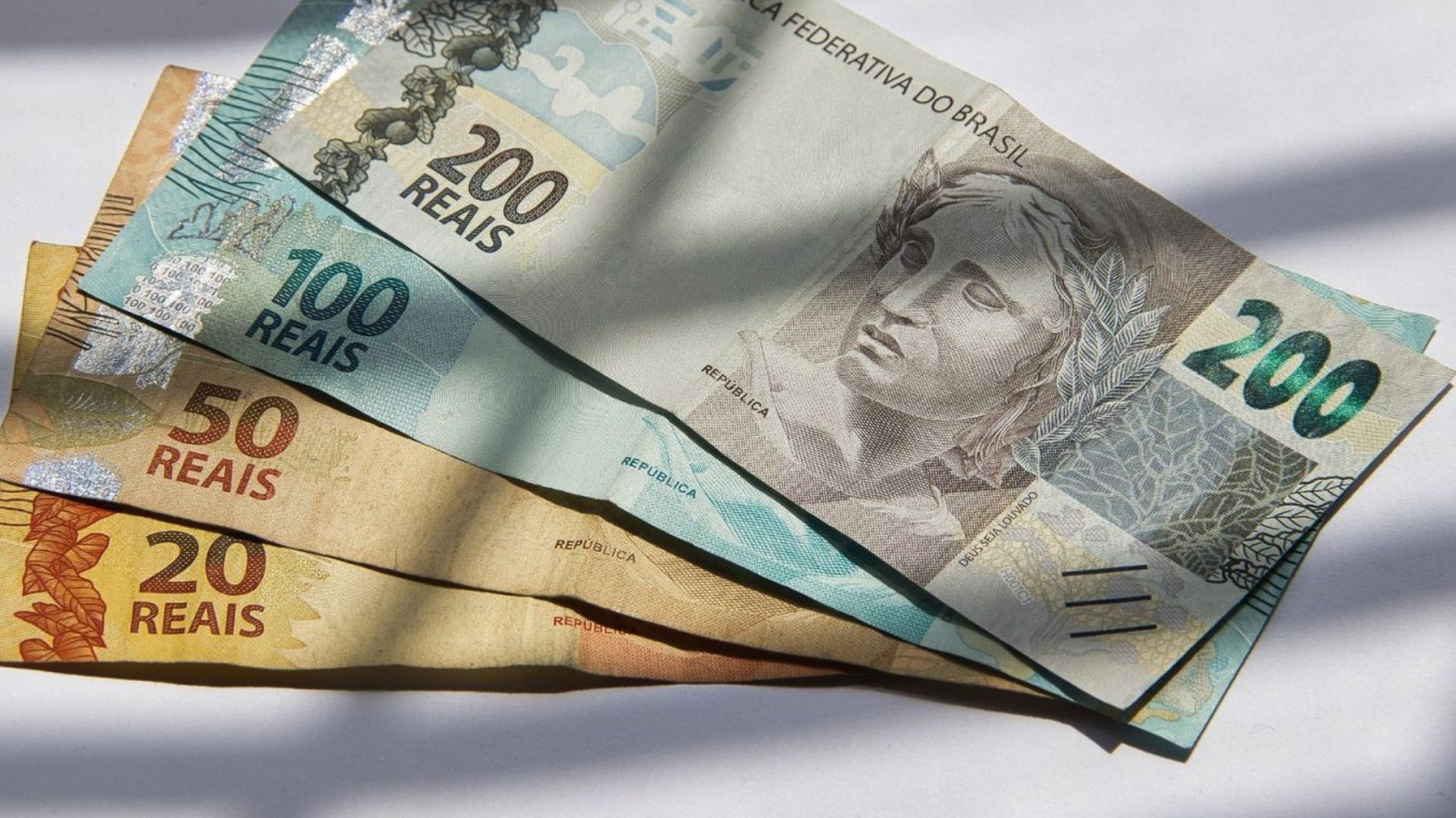 Focus reduz projeção do PIB para 2025