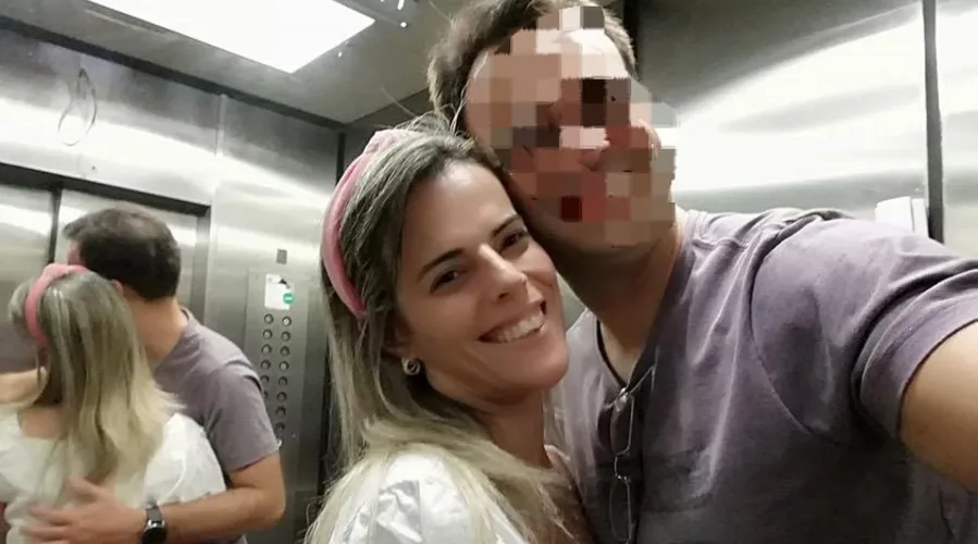 Camilla Ferraz Barros é acusada de racismo em pet shop