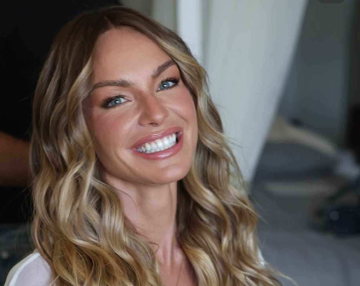 Bárbara Heck explica ausência de bolo em casamento